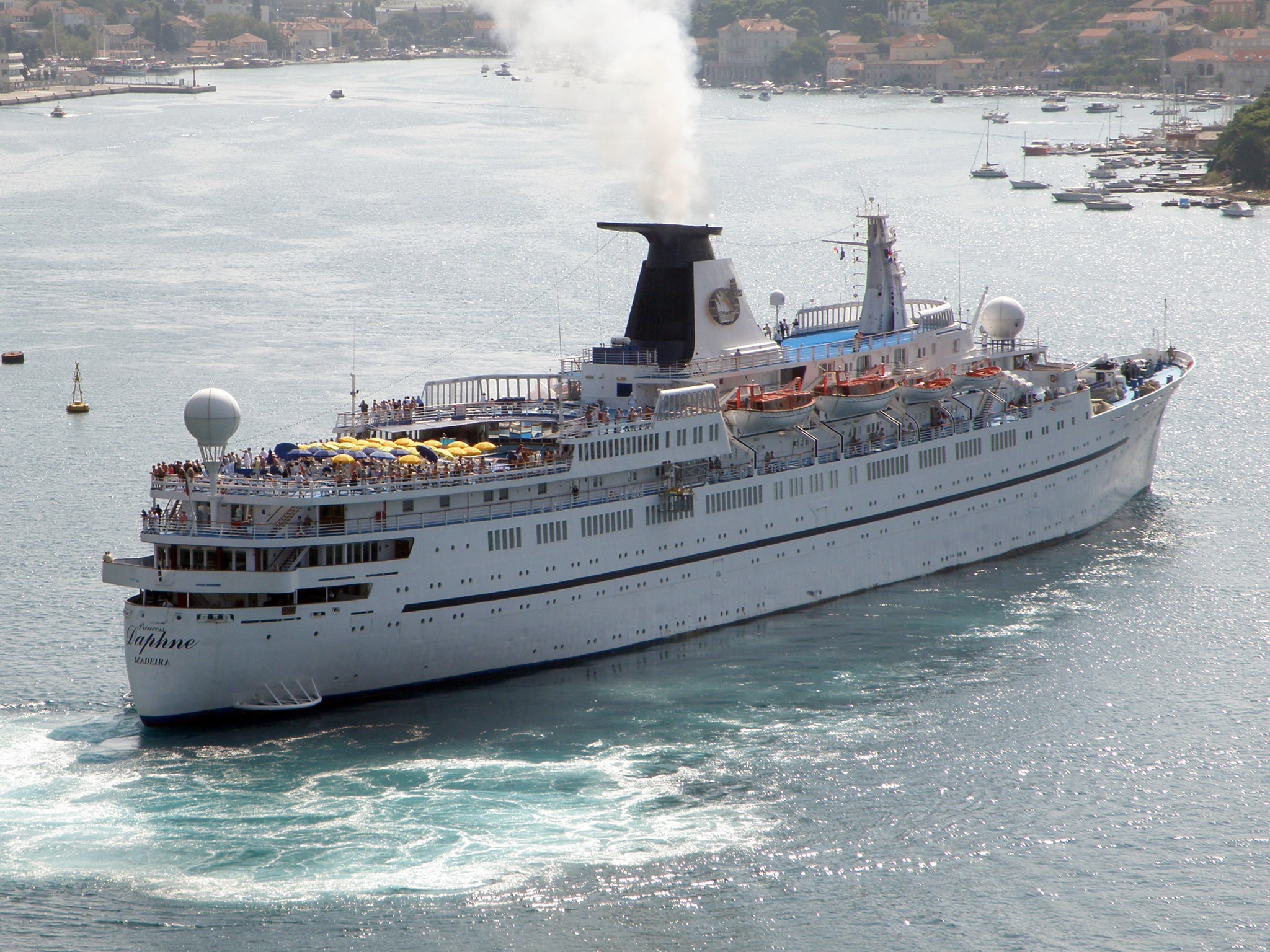 No.871 Port Sydney launched in 1954 | The World's Passenger Ships