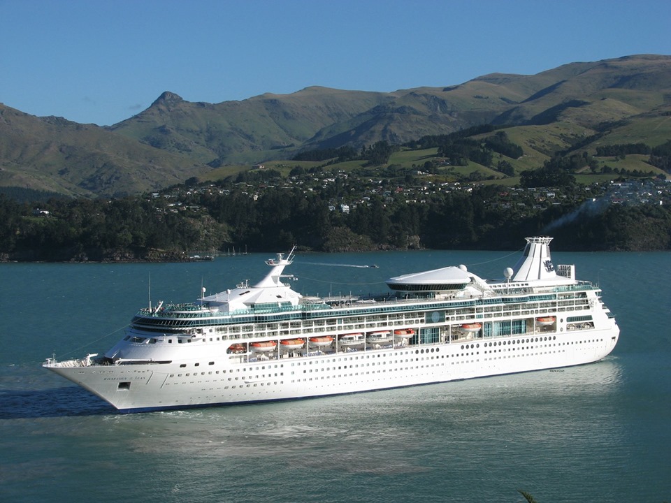 No.1409 Rhapsody of the Seas launched in 1996 | The World's Passenger Ships