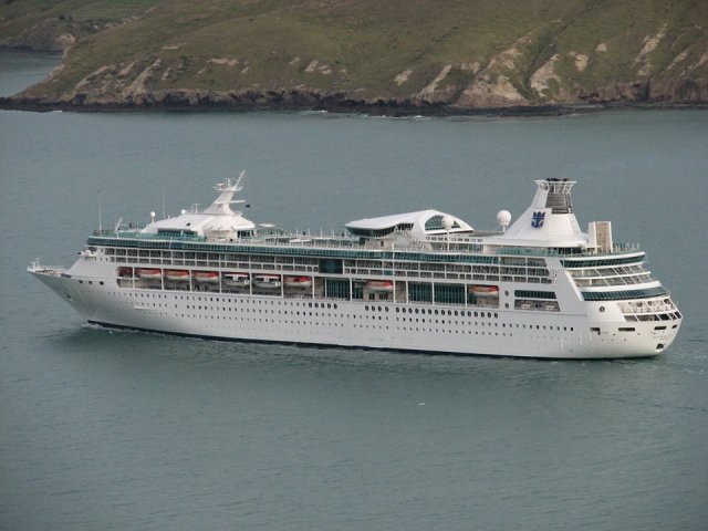 No.1409 Rhapsody of the Seas launched in 1996 | The World's Passenger Ships