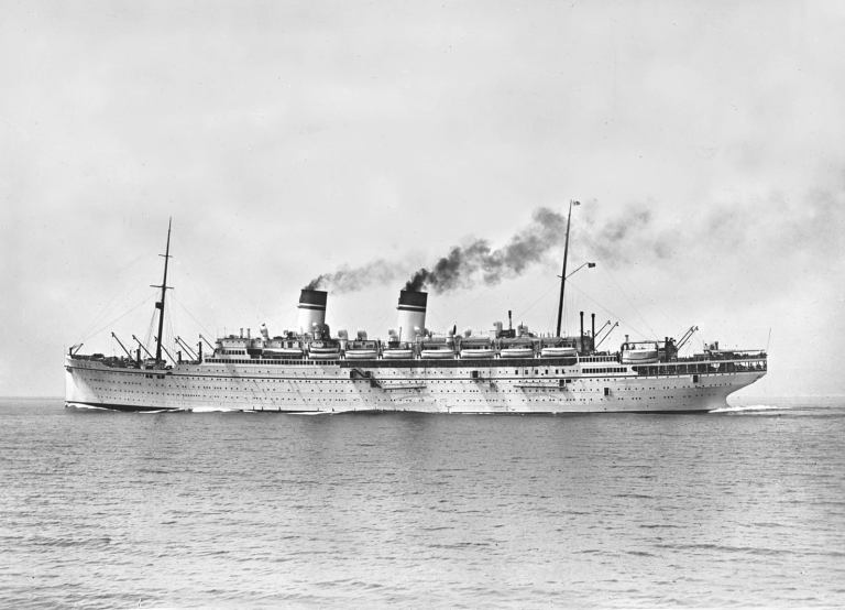 No.434 Roma launched in 1926 | The World's Passenger Ships