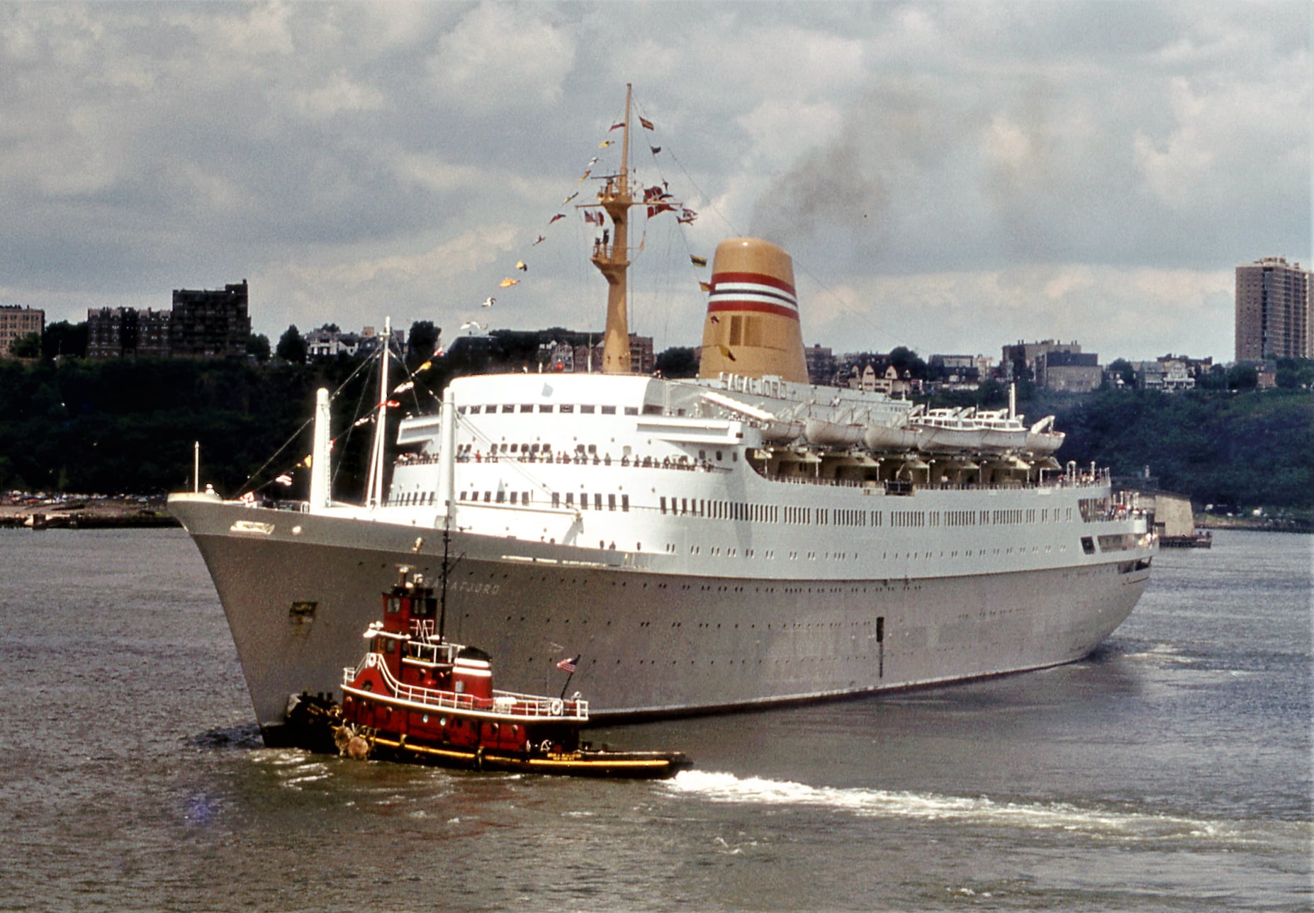 No.936 Sagafjord launched in 1964 | The World's Passenger Ships