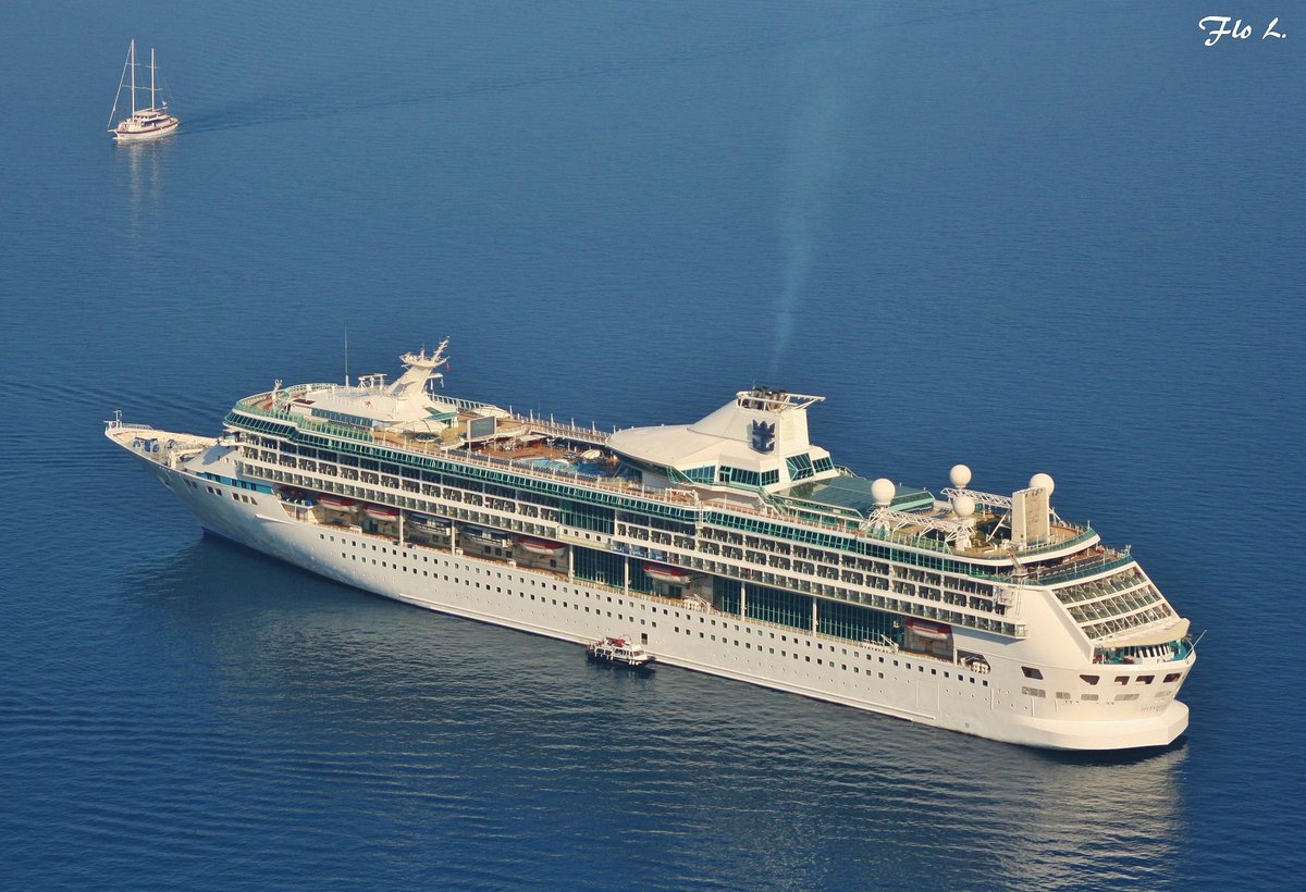 No.1378 Splendour of the Seas launched in 1995 | The World's Passenger ...