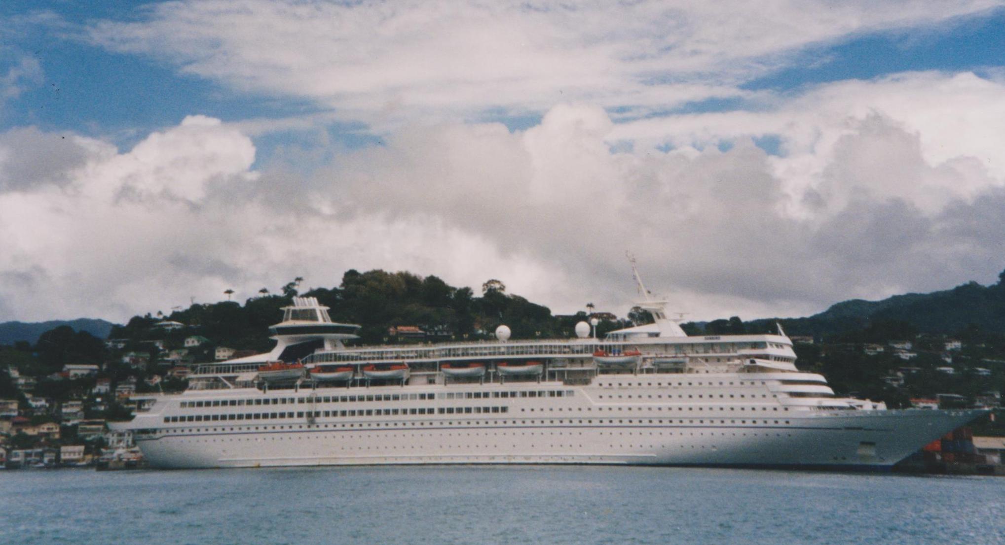 No.1141 Song of America launched in 1981 | The World's Passenger Ships