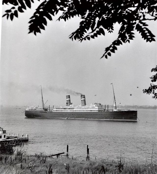 No.370 Veendam launched in 1923 | The World's Passenger Ships