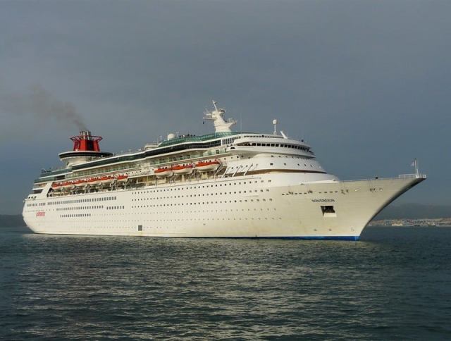 No.1202 Sovereign of the Seas launched in 1987 | The World's Passenger ...