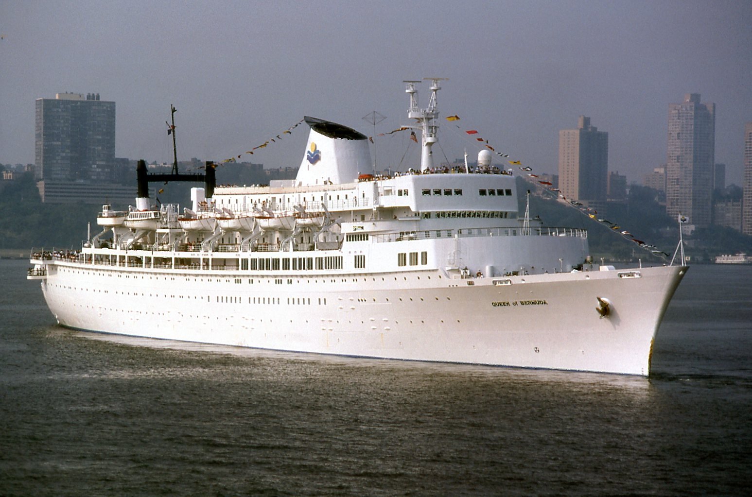 No.897 Brasil launched in 1957 | The World's Passenger Ships