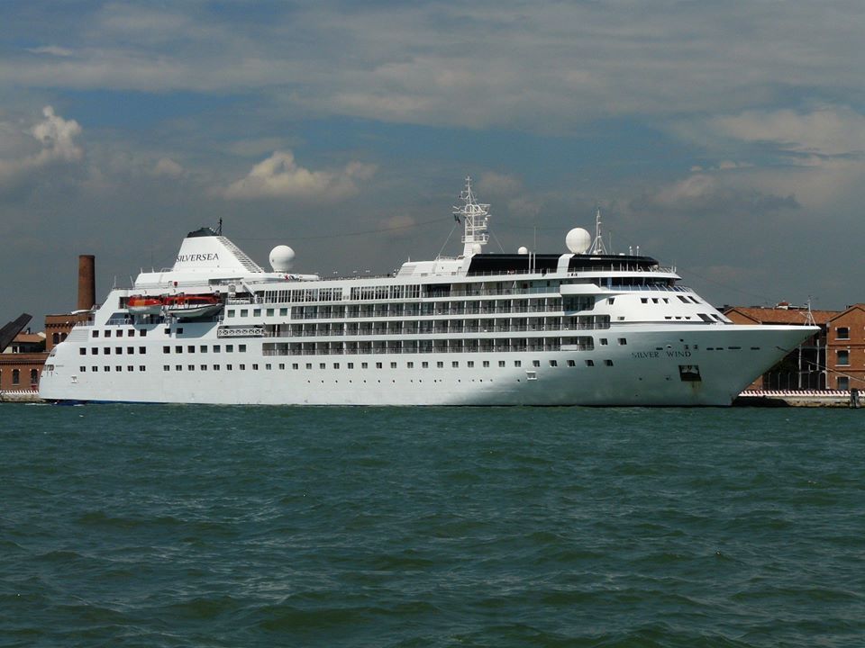 No.1347 Silver Wind launched in 1993 | The World's Passenger Ships