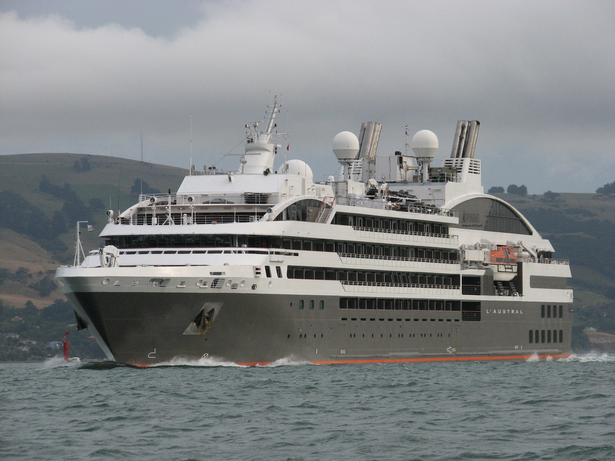 No.1775 L’Austral launched in 2010 | The World's Passenger Ships
