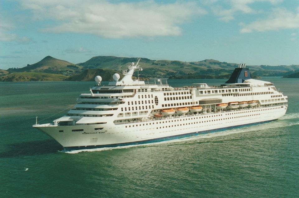 No.1325 Windward launched in 1992 | The World's Passenger Ships
