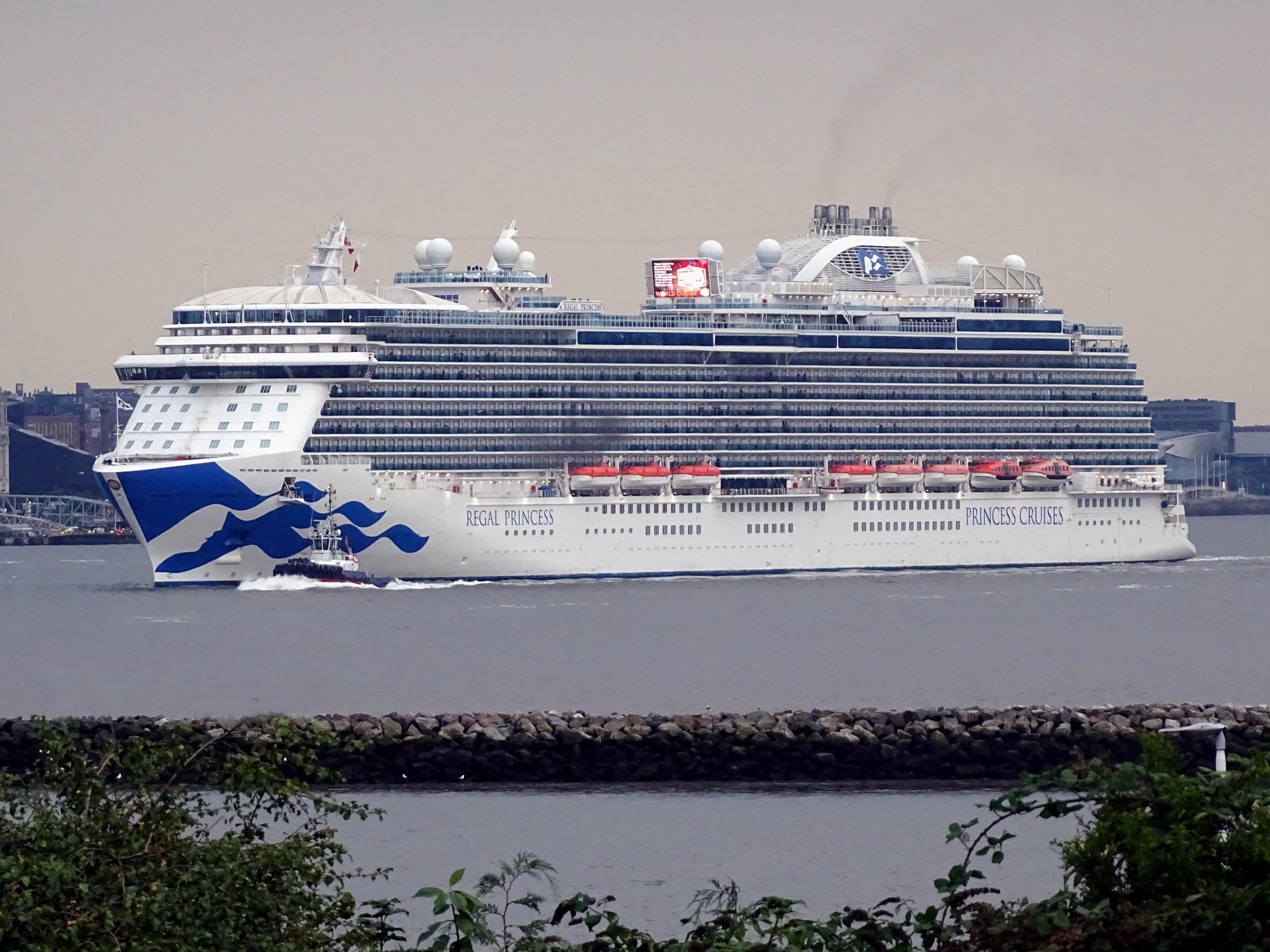 No.1834 Regal Princess launched in 2013 | The World's Passenger Ships