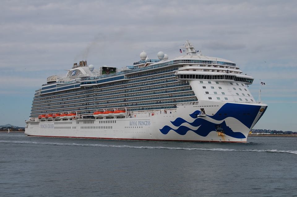 No.1825 Royal Princess launched in 2012 | The World's Passenger Ships